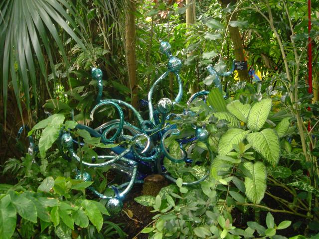 Glass in the Garden: Vitreous Parallel Botany in the Show Me State